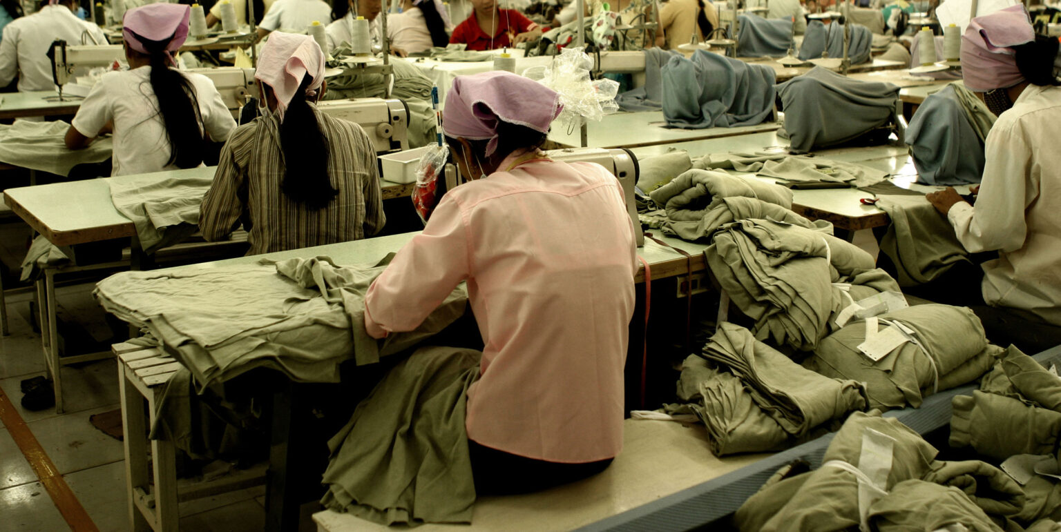 Fast fashion: il lato oscuro della moda e i diritti negati | Articoli ...